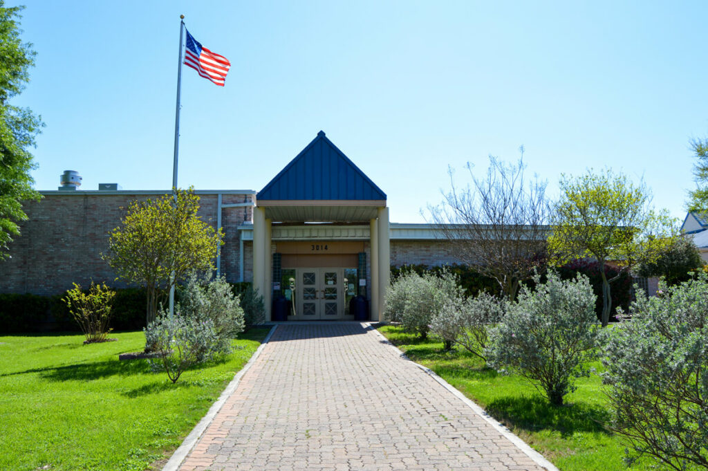 Family Service Neighborhood Place • Family Service