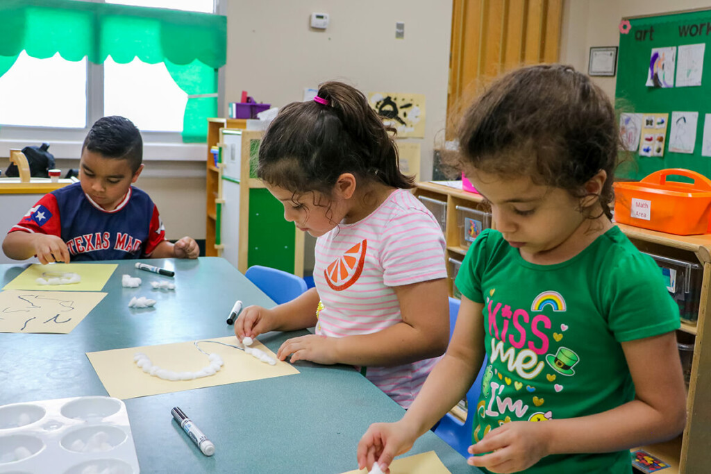 Media and Partner Kit • Family Service